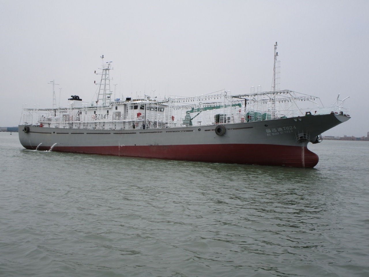 Fu Yuan Yu 7624 | Vessels | Bait-to-Plate | The Outlaw Ocean Project