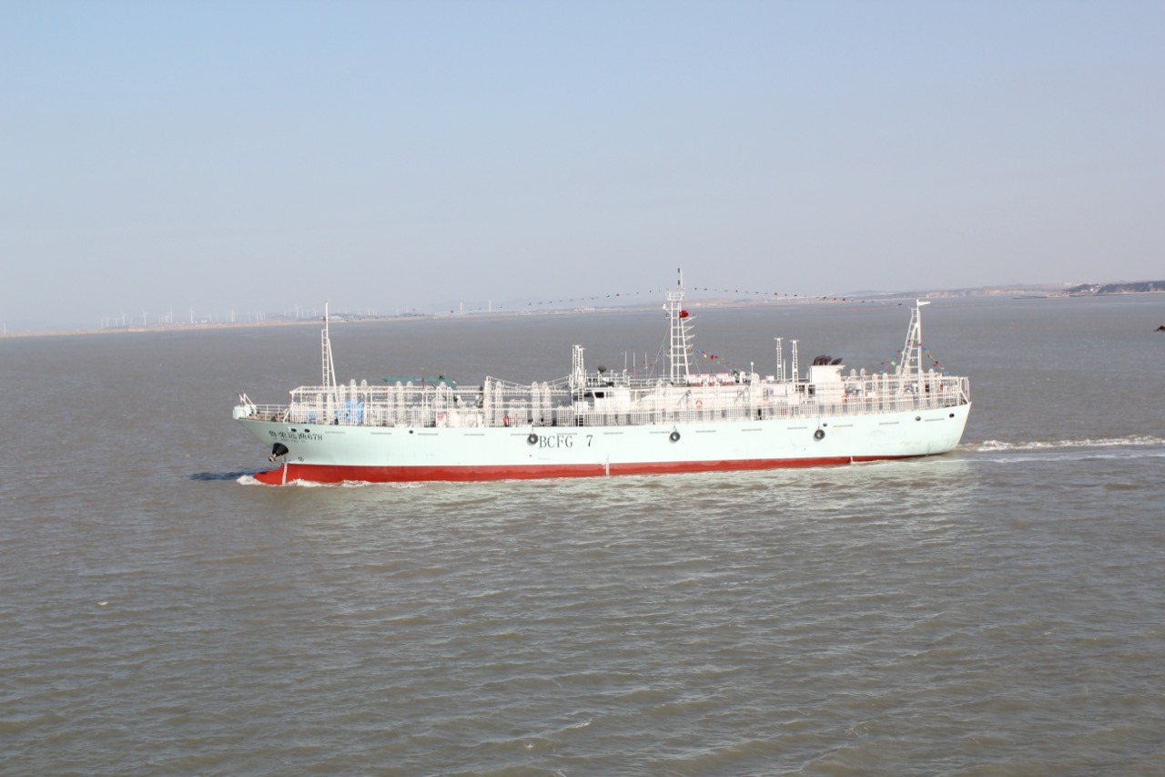 Lu Rong Yuan Yu 678 | Vessels | Bait-to-Plate | The Outlaw Ocean Project