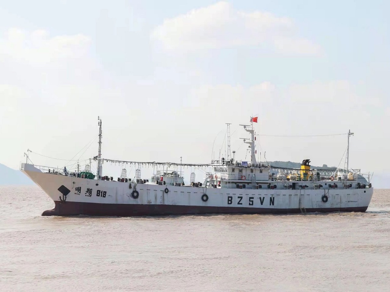 Ming Xiang 817 | Vessels | Bait-to-Plate | The Outlaw Ocean Project