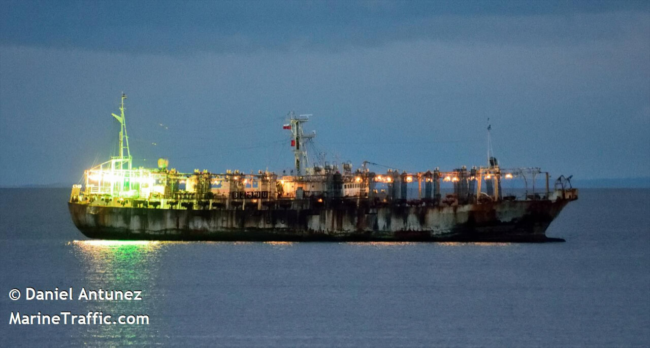 Zhou Yu 5 | Vessels | Bait-to-Plate | The Outlaw Ocean Project